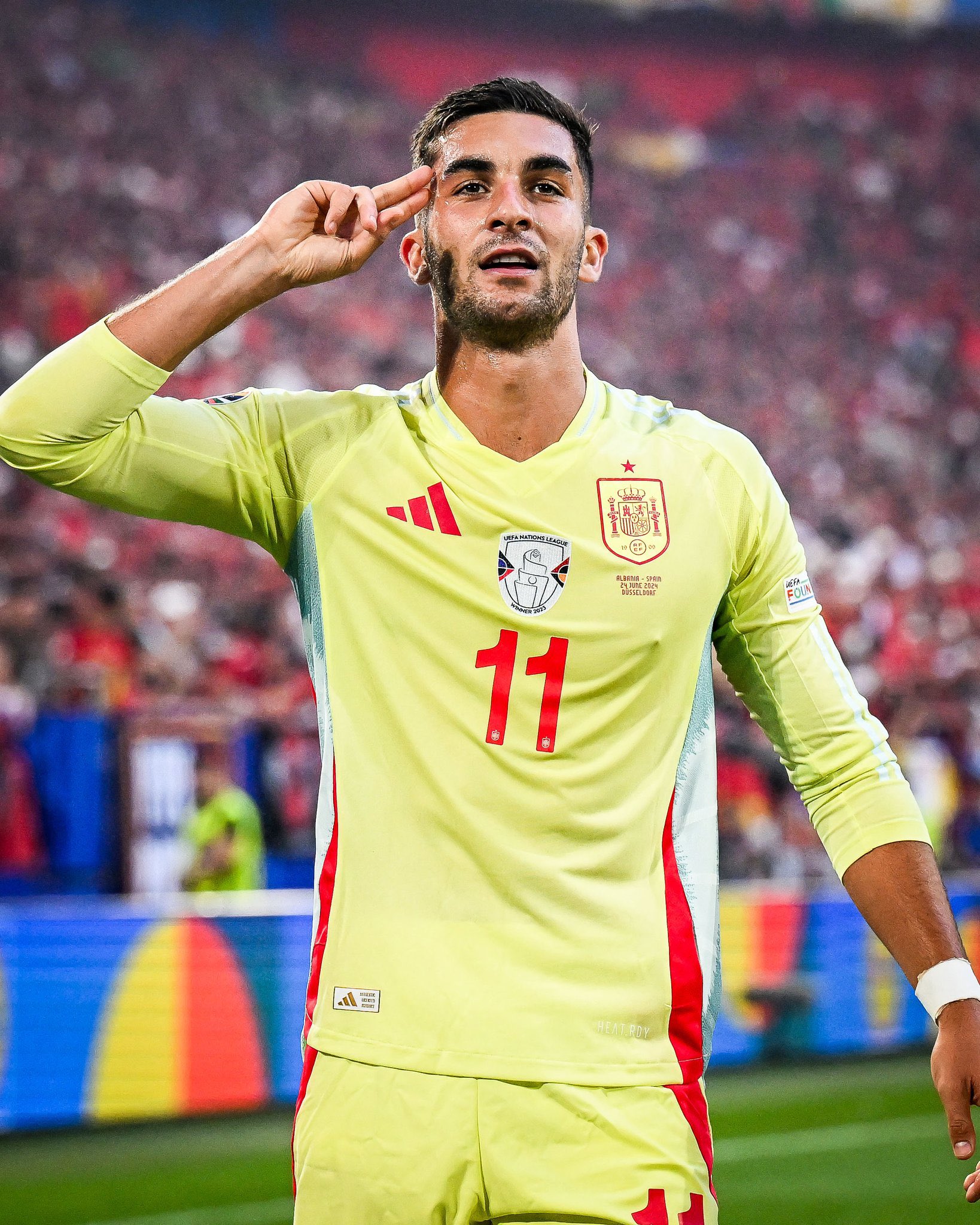 Tout savoir sur Ferran Torres, l’étoile montante du football ...