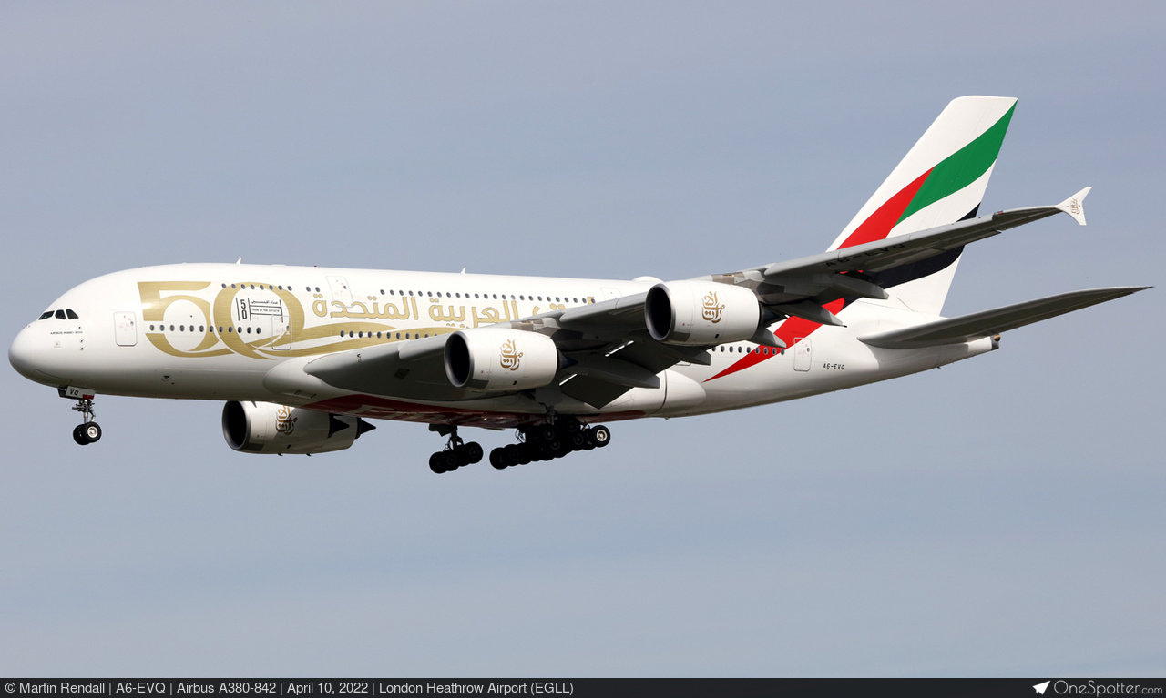 Explorez le monde avec Emirates, la compagnie aérienne emblématique ...