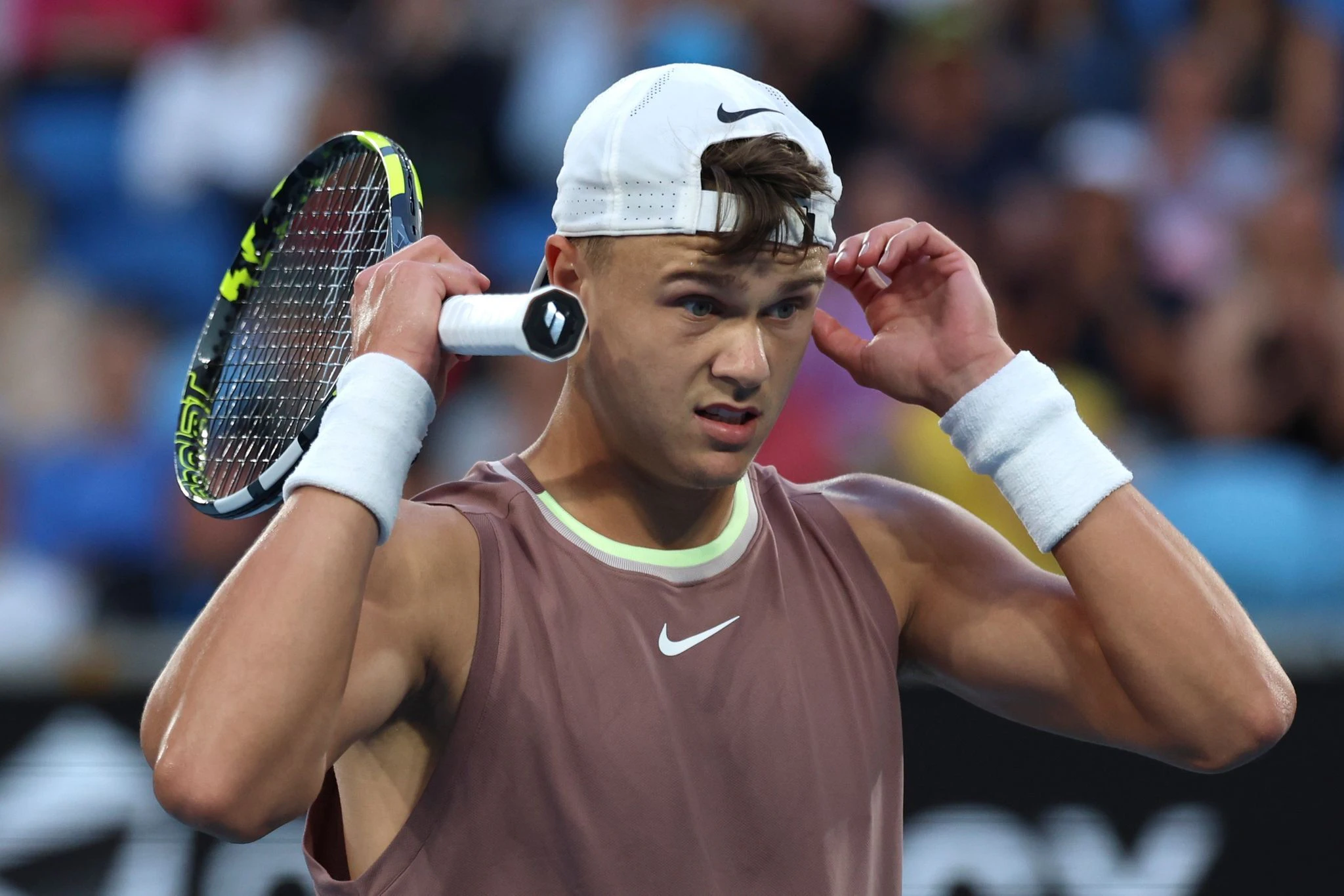 Holger Rune : Un phénomène du tennis mondial – Populaction Actualités