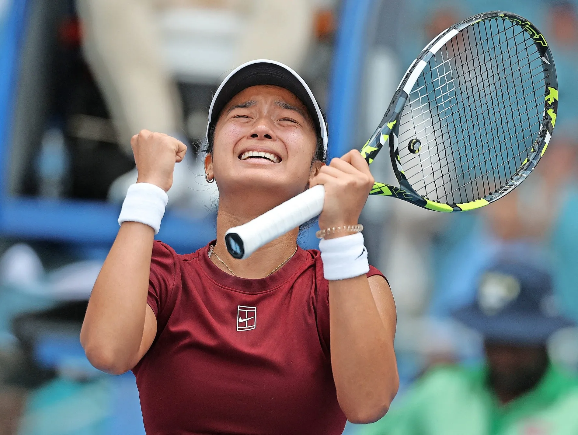 Alexandra Eala : La jeune prodige du tennis international – Populaction ...