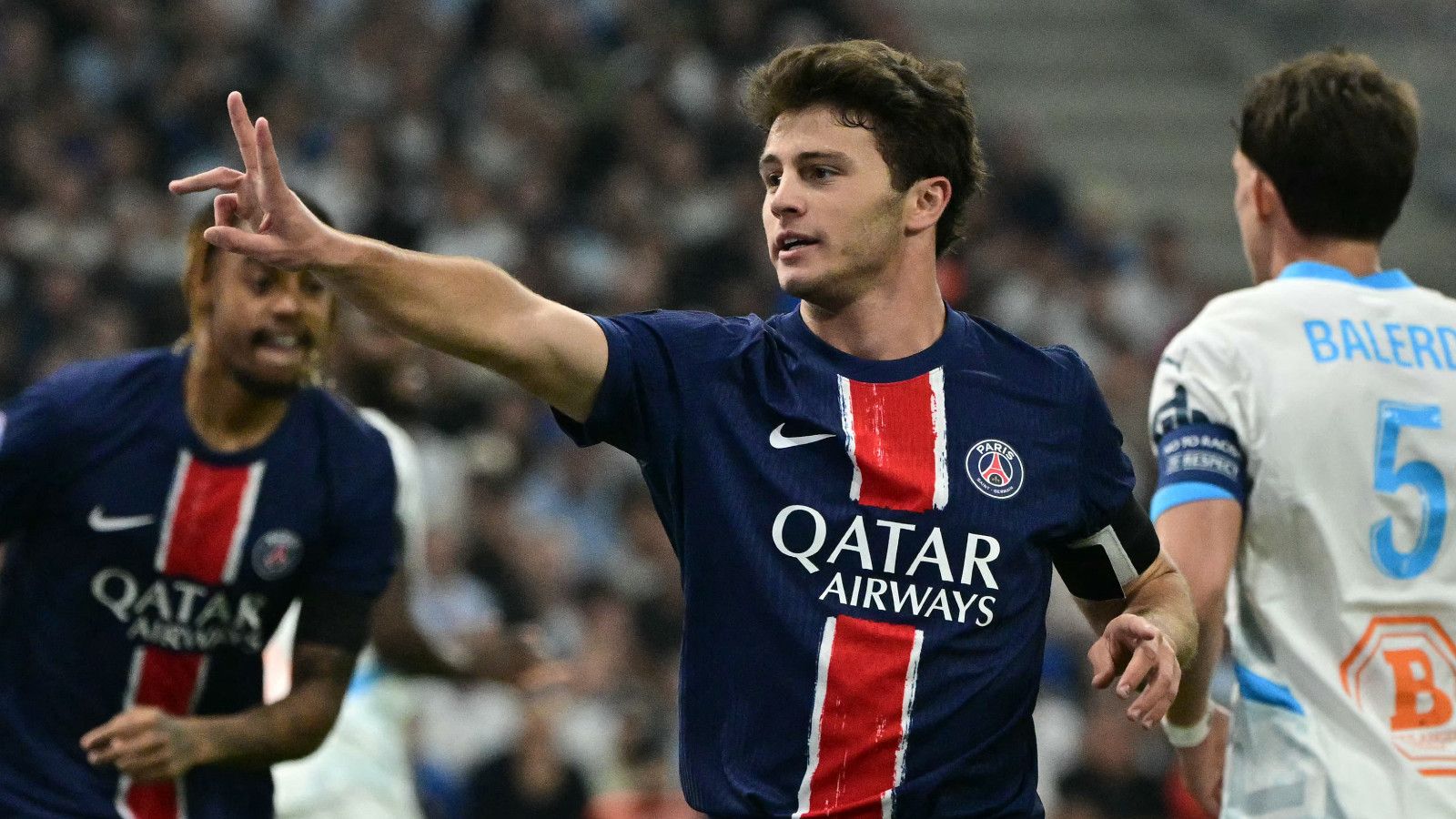 João Neves : Le Nouveau Phénomène du PSG – Populaction Actualités