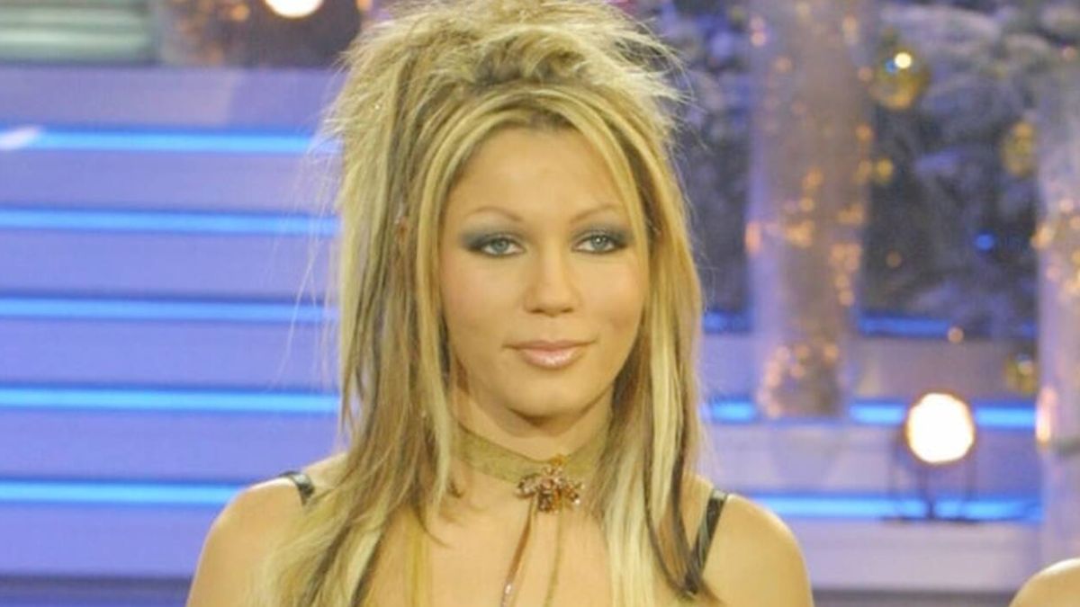 Carine Star Ac 1 : Une Icône de la Musique Française – Populaction ...