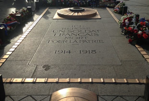 Le Soldat Inconnu : Symbole de Mémoire et de Sacrifice – Populaction ...